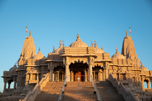BAPS Shri Swaminarayan Mandir, Chino Hills indian wedding